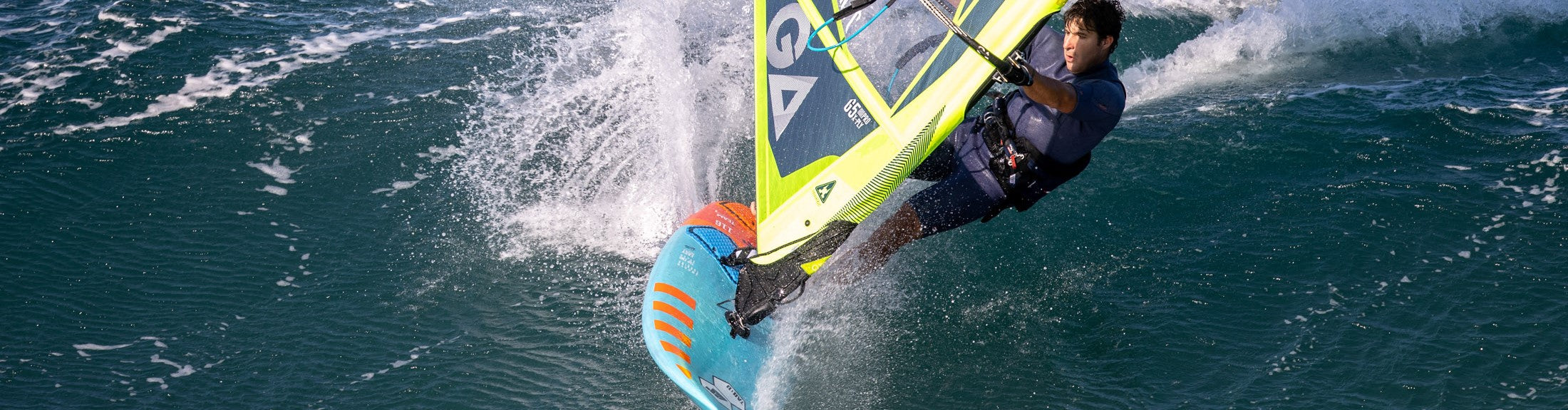 Windsurf - Seilbrett - Freestyle-Wave – Fluid.no